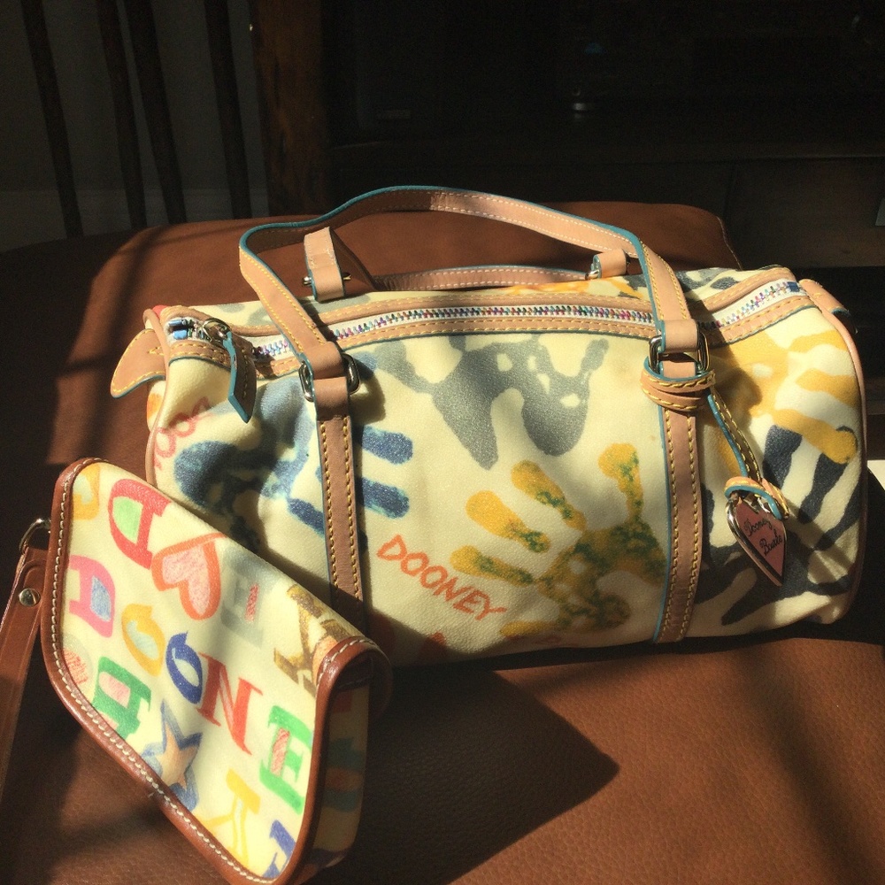 Dooney And Bourke Handprint Purse at Justin Northcote blog